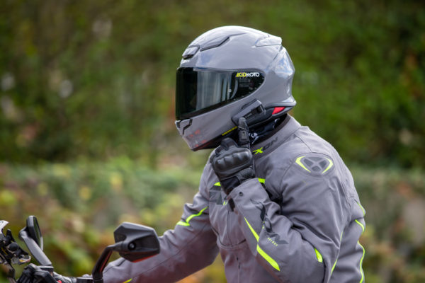 Essai Cardo Packtalk Edge - La nouvelle référence - AcidMoto.ch