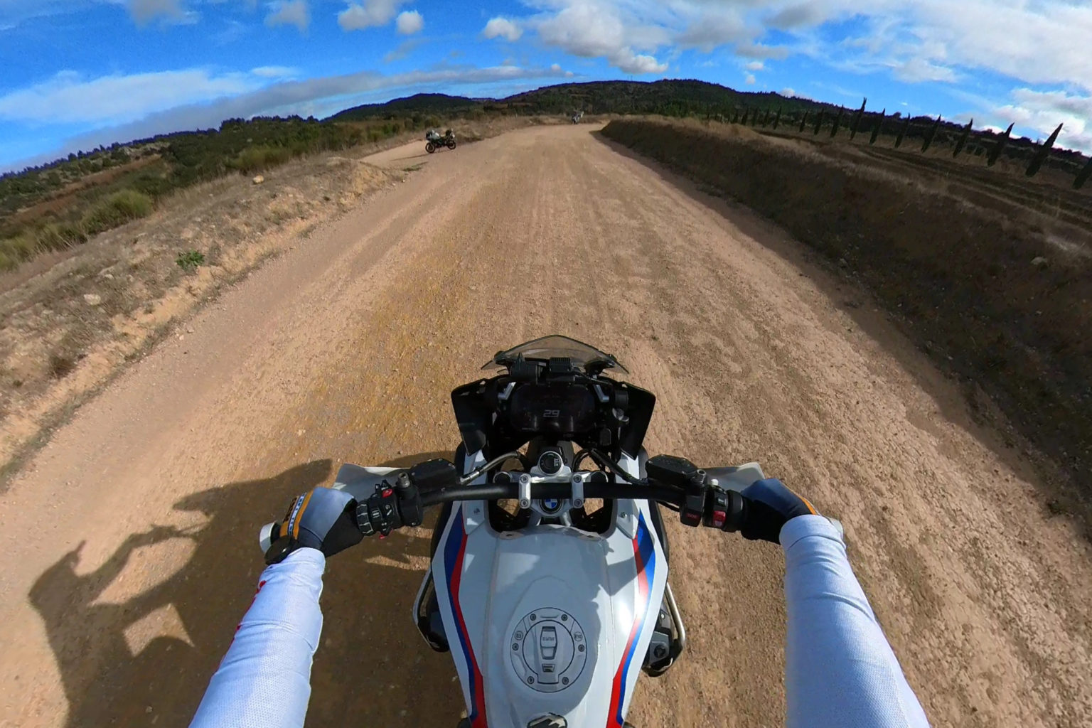 Découverte du stage Enduro Park Lastours en BMW R 1250 GS